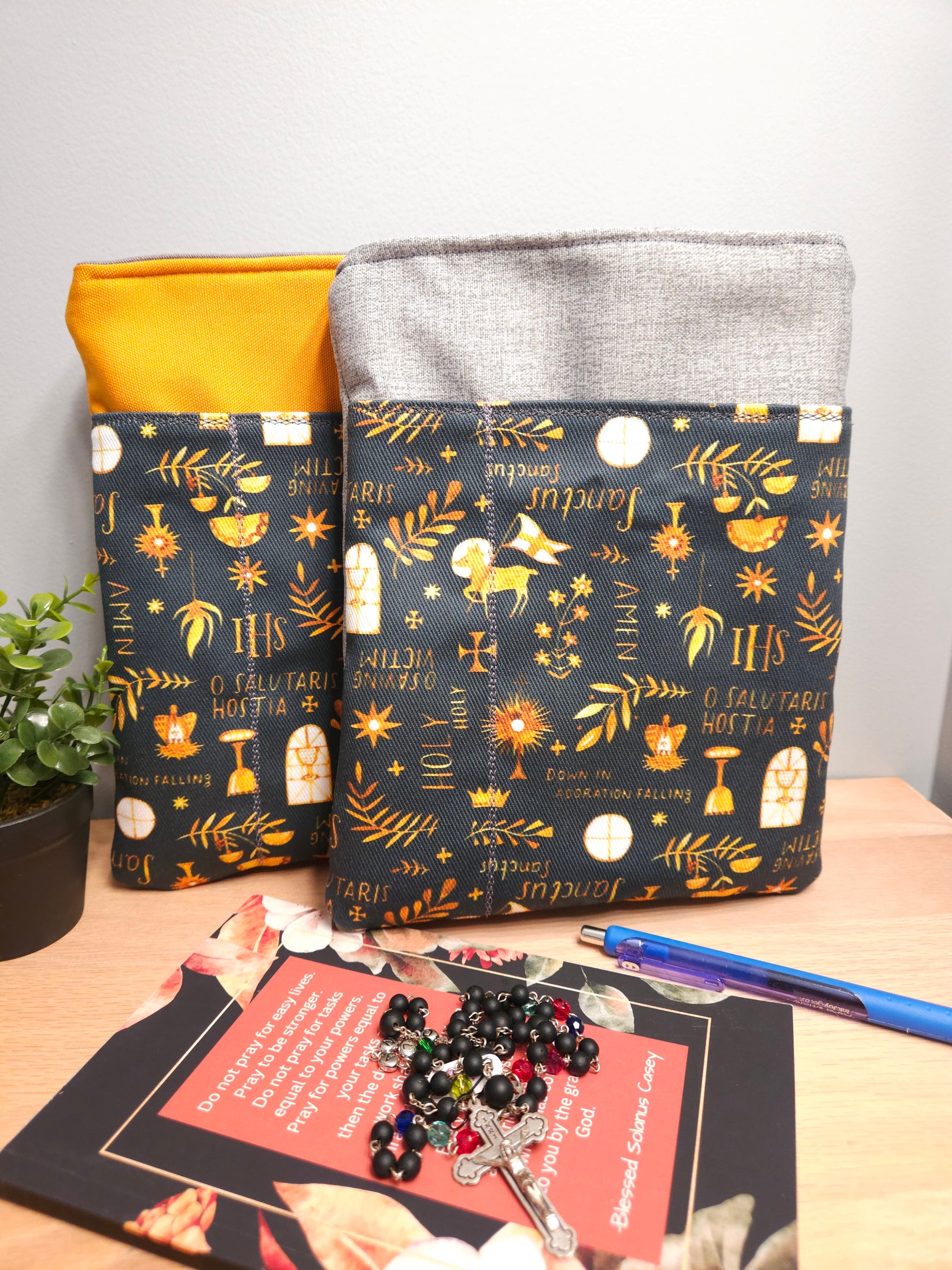 Book Sleeve Eucharistic Adoration Latin Catholic Fabric for Bible Pray ...