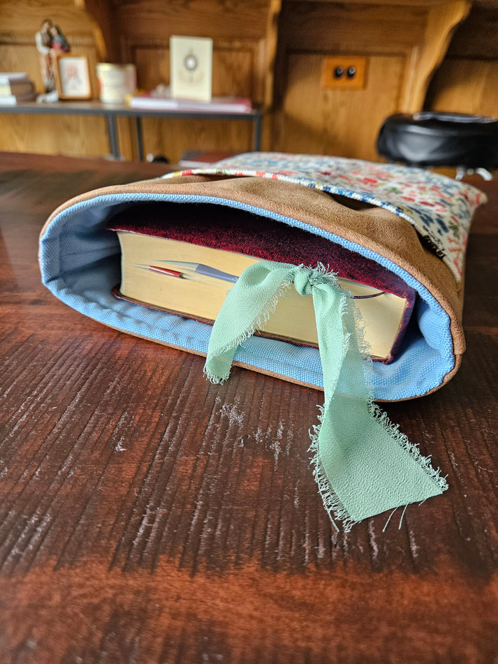 Book Sleeve Eucharistic Adoration Latin Catholic Fabric for Bible Pray ...